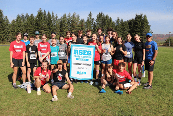 Les championnes régionales dans la catégorie juvénile féminin du cross ...